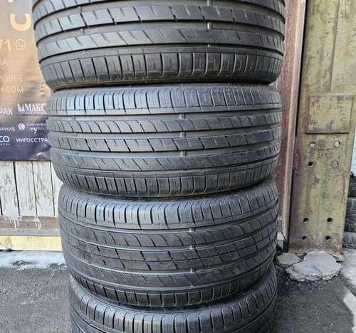 Nexen N'Fera SU1 245/40 R19 и 275/35 R19 100Y