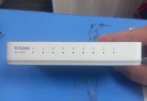 Коммутатор D-Link des-1008a