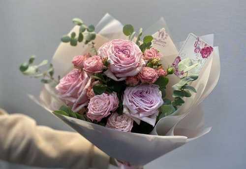 Цветы\букет из пионовидной розы и кустовой розы