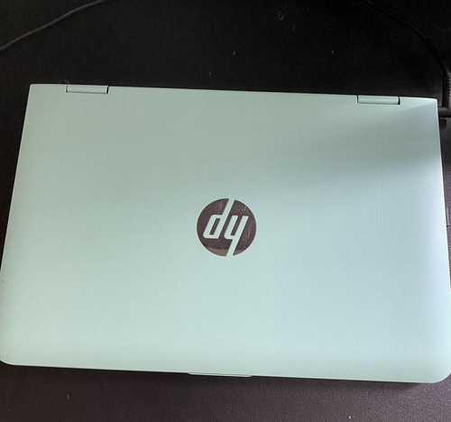 Ноутбук HP Pavilion 11-k001ur