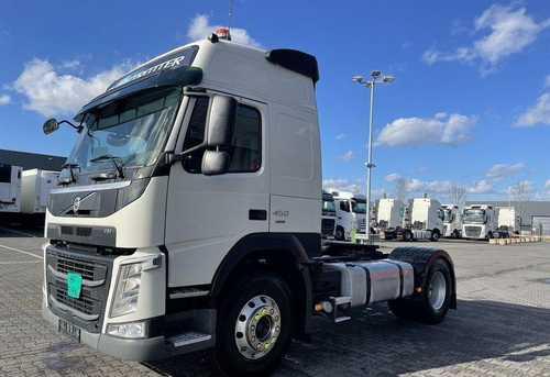 Pазбираем грузовик Volvo FM с 2013