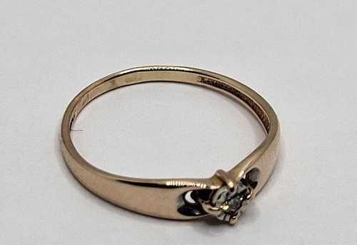 Золотое кольцо с бриллиантом 585 1.06гр 16размер к