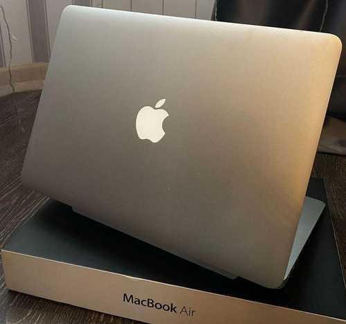 Apple MacBook Air 13 i7/SSD-256Gb