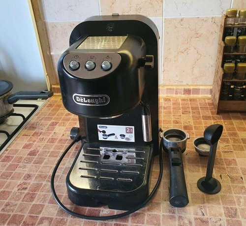 Кофеварка рожковая delonghi ec 250