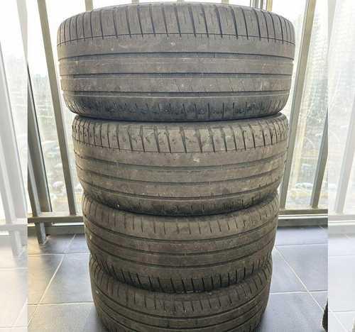 Michelin Pilot Sport 3 235/45 R18