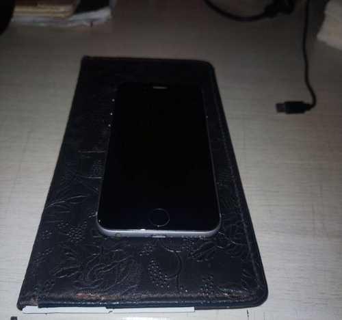 iPhone 6S, 128 ГБ