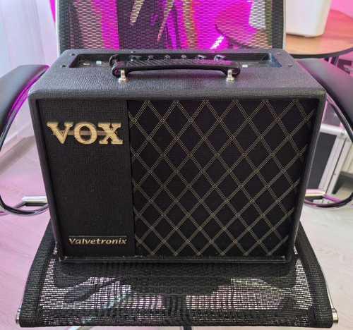 Ламповый гибридный комбоусилитель Vox VT20X