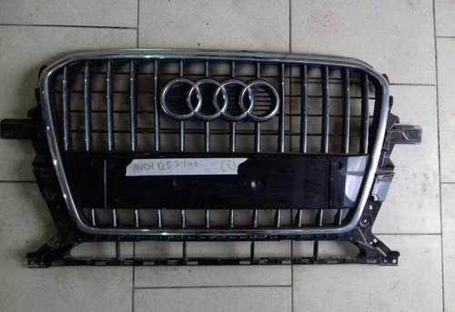 Решетка радиатора на Audi Q5 с лайн