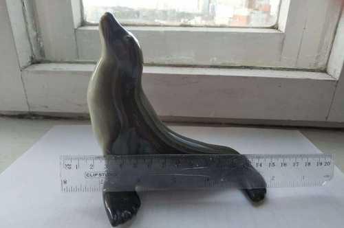 Фарфоровая статуэтка тюлень