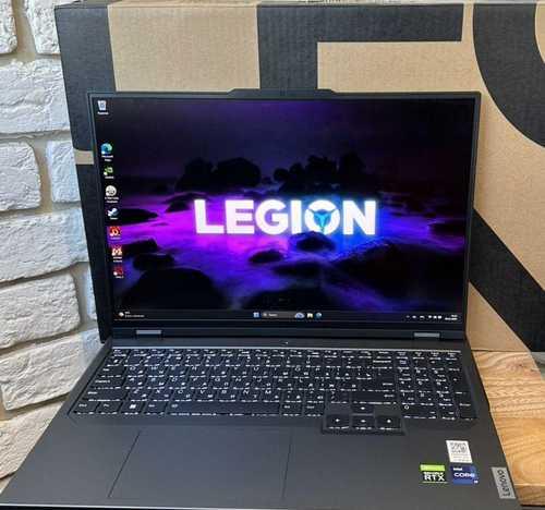 Lenovo Legion 5 Pro RTX 4070 / i9-13900HX 240Hz