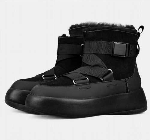 Ugg Boom Buckle Boot Black