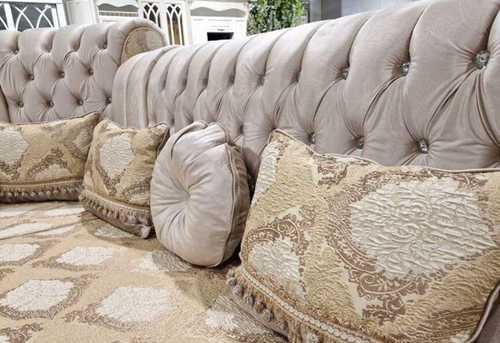 Раскладной диван в комплекте Диана