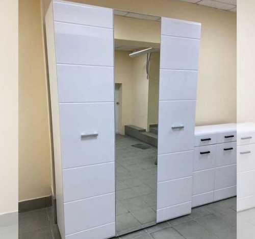 Нэнси Нью шкаф распашной