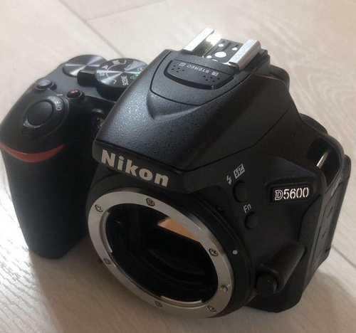 Фотоаппарат Nikon d 5600 с ошибкой err