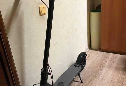 Электросамокат xiaomi Mi electric scooter M365