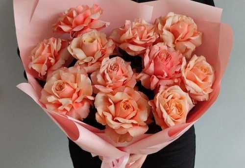Букет из французских роз в персиковом цвете