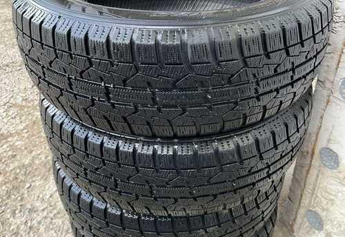 Toyo Observe Garit GIZ 195/65 R15 91Q