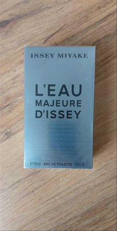 Туалетная вода Issey Miyake L'eau Majeure D'issey