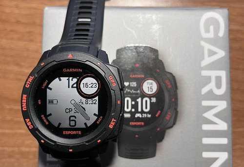 Часы Garmin instinct