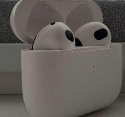 Беспроводные наушники apple airpods