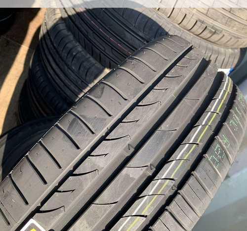 Rotalla Setula S-Race RU01 195/45 R16 84V