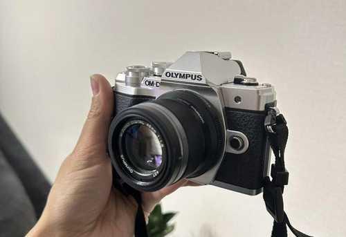 Зеркальный фотоаппарат olympus