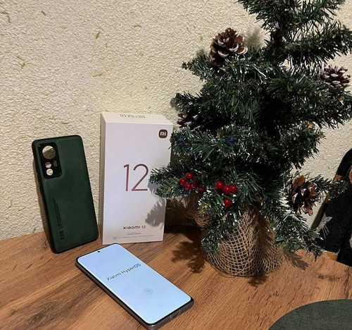 Xiaomi 12, 8/256 ГБ
