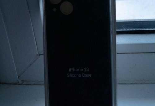 Чехол чёрный для iPhone 13