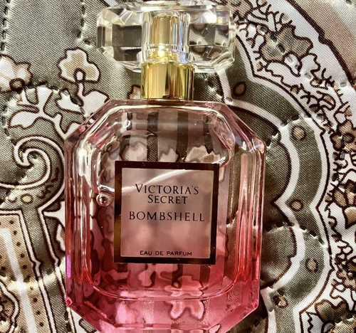 Victoria's Secret Bombshell Eau de Parfum