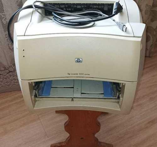 Принтер лазерный hp1000