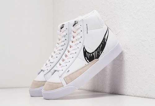 Кроссовки Nike Blazer Mid 77 цвет Белый