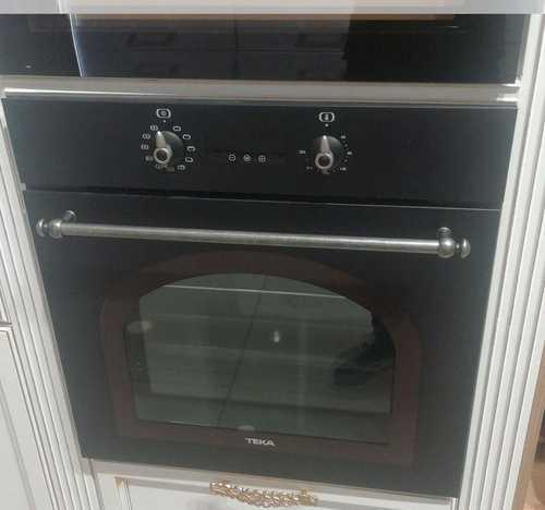 Духовой шкаф Teka HRB 6400