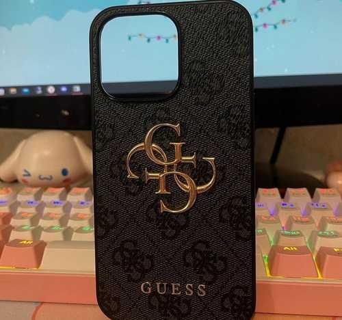 Чехол на iPhone 13 guess