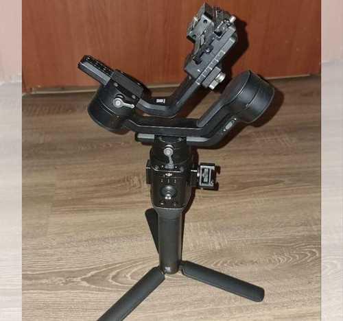 Стабилизатор для камер до 2,5кг dji ronin-sc