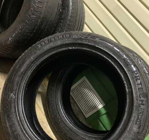 Doublestar DSU02 235/55 R19 105V