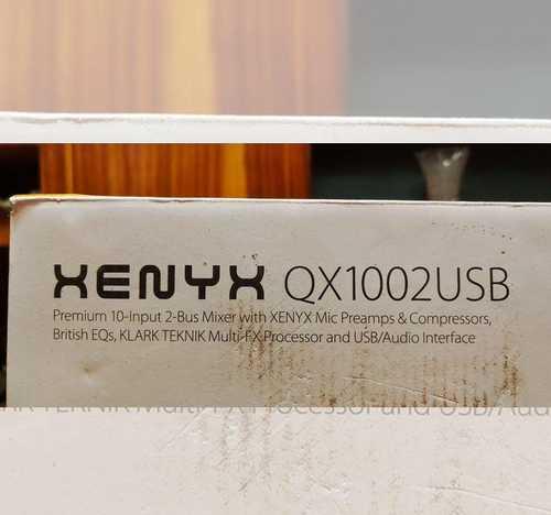 Микшерный пульт Behringer Xenyx QX1002USB