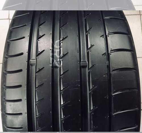 Yokohama Advan Sport V105 275/35 R19