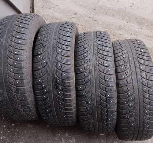 Gislaved Nord Frost 5 215/65 R16 102T