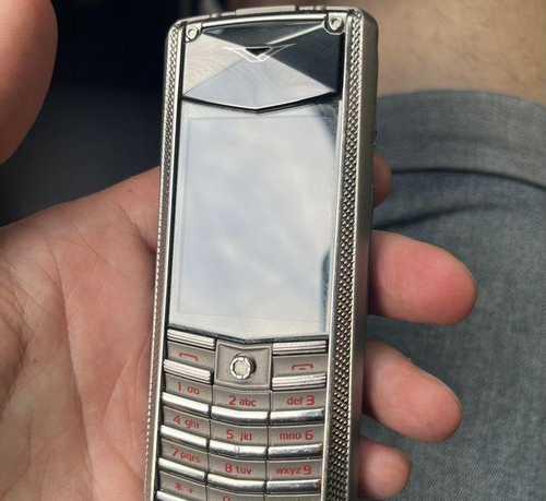 Кнопочный телефон Vertu