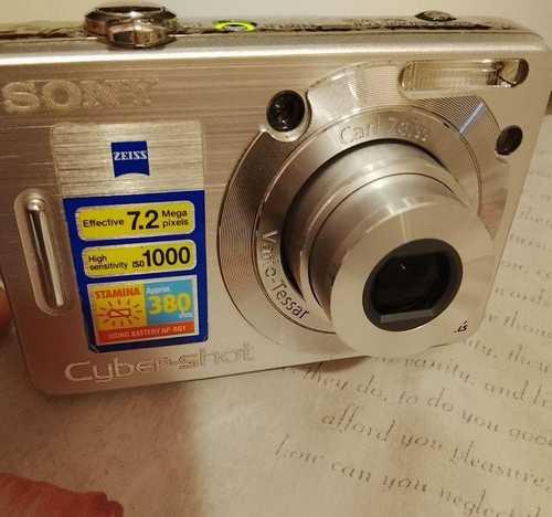 Цифровой фотоаппарат sony