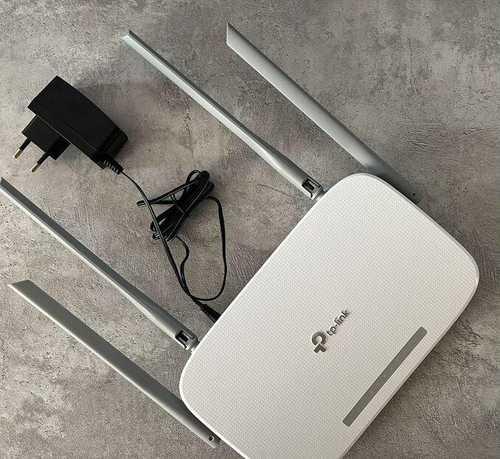WiFi роутер двухдиапазонный TP-Link EC-220-G5