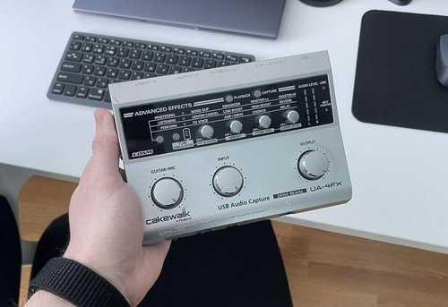 Звуковая карта Roland ua4-fx