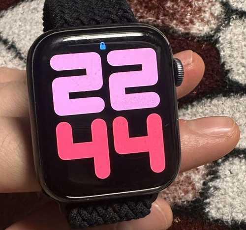 Apple Watch Series 5, 44mm
