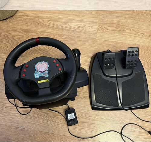 Руль игровой Logitech Momo Racing 900 градусов