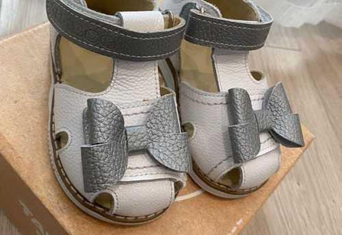 Детские сандалии Tapiboo 22 размер