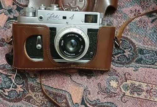 Пленочный фотоаппарат зоркий 4