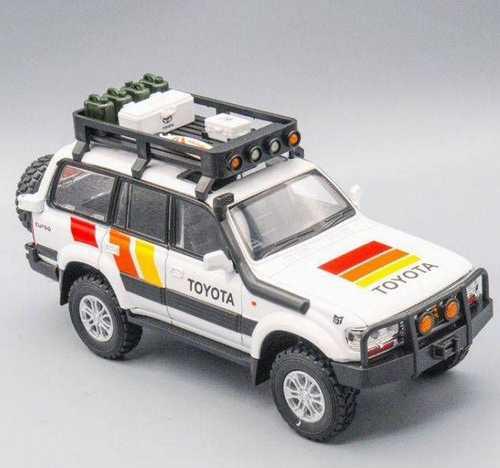Машинка инерционная Toyota Land Cruiser 80 1:24