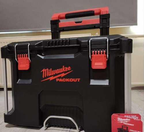 Ящик на колесах Milwaukee Packout Trolley Box