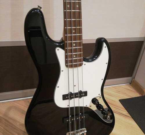 Бас Century J-Bass JB Special