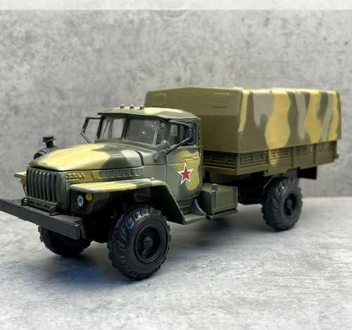 Коллекционная модель Урал-55571 Элекон 1:43